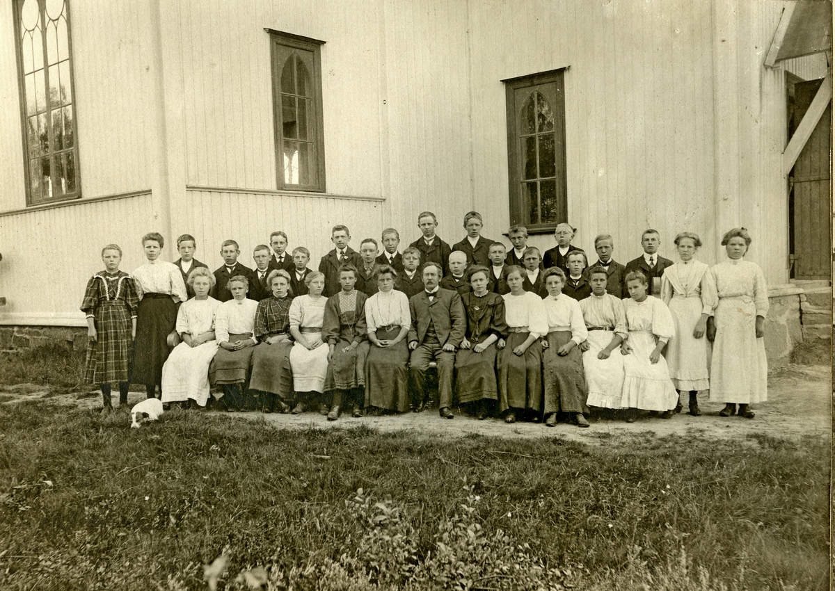 Konfirmantbilde Øymark - Marker kirkelige fellesråd